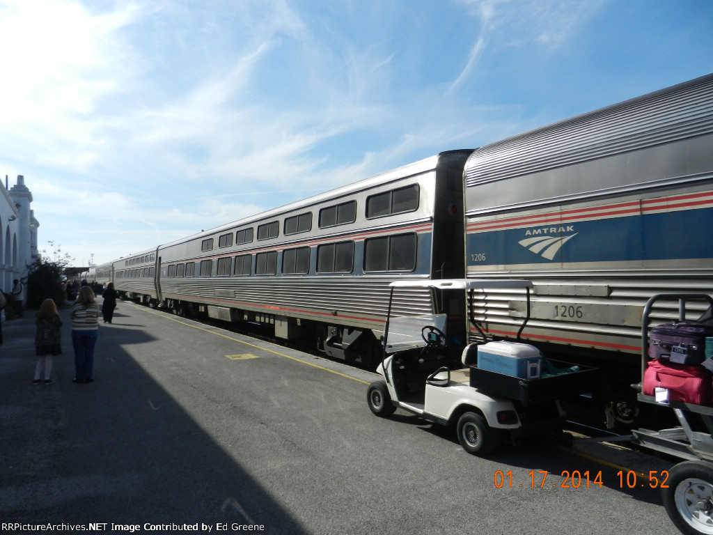 2014-01-17 Amtrak 91 Silver Star Southbound Station Stop